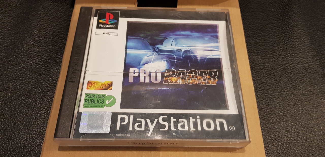 Pro racer ps1 .:. Grenier du Geek