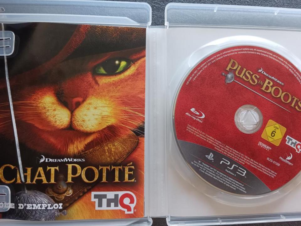 Sony - Playstation 3 - Le chat potté .:. Grenier du Geek