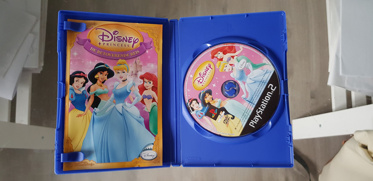 Disney princesses ps2 .:. Grenier du Geek