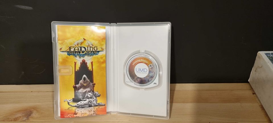 Fading Shadow PSP .:. Grenier du Geek